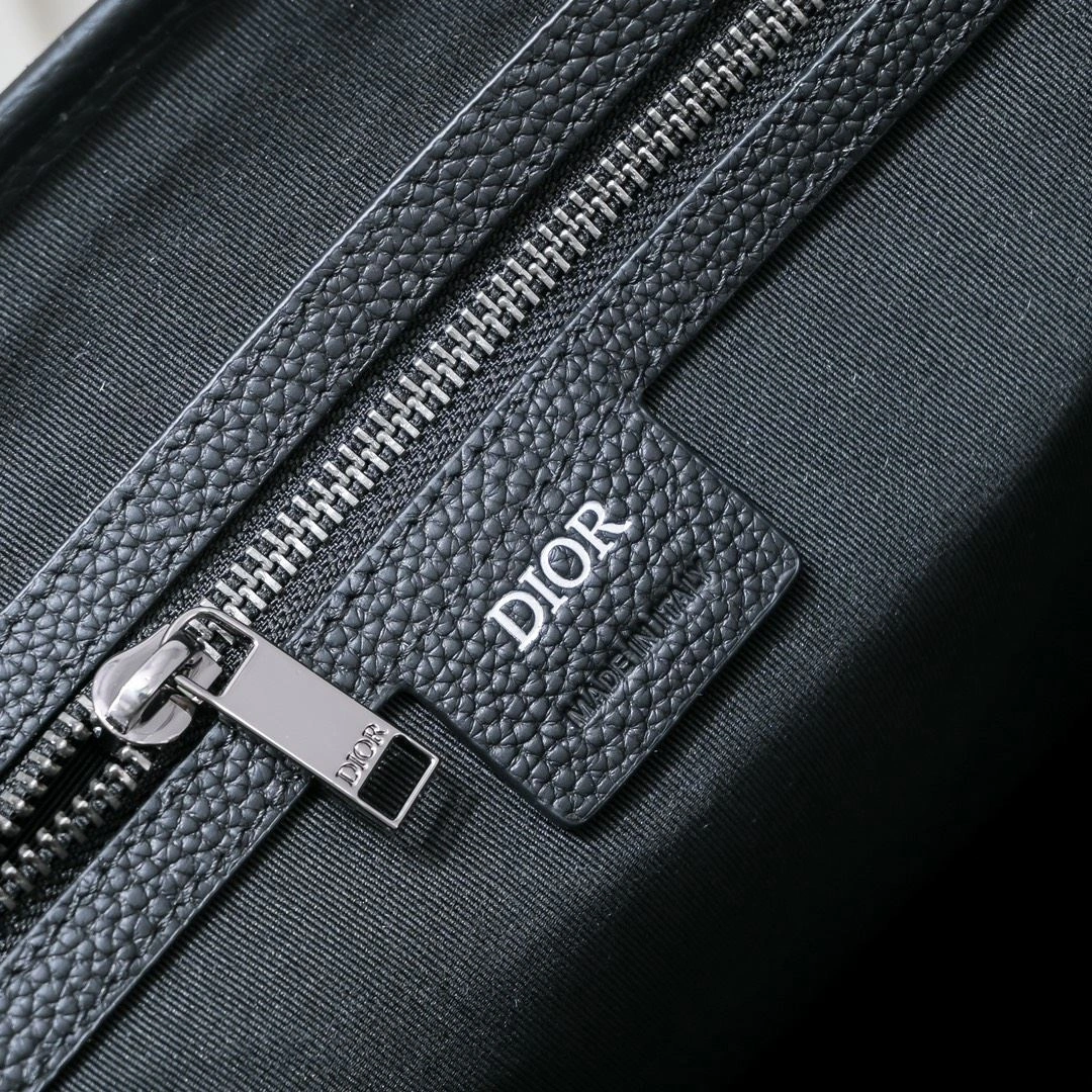Official Christian Dior Shopping Bags