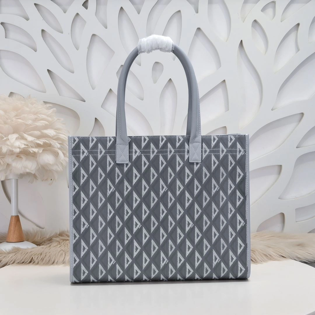 Economical Christian Dior Shopping Bags