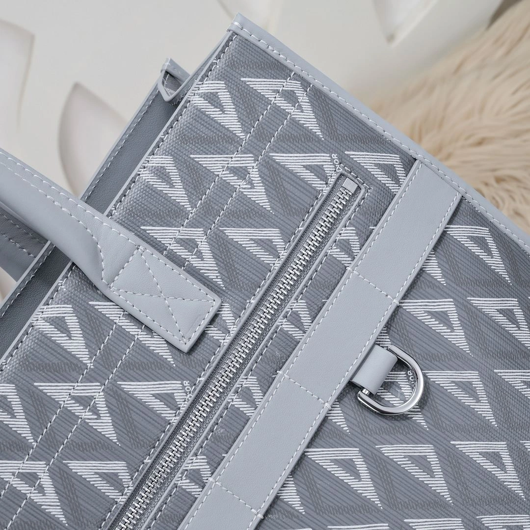 Economical Christian Dior Shopping Bags