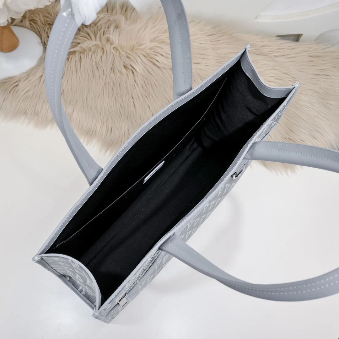 Economical Christian Dior Shopping Bags