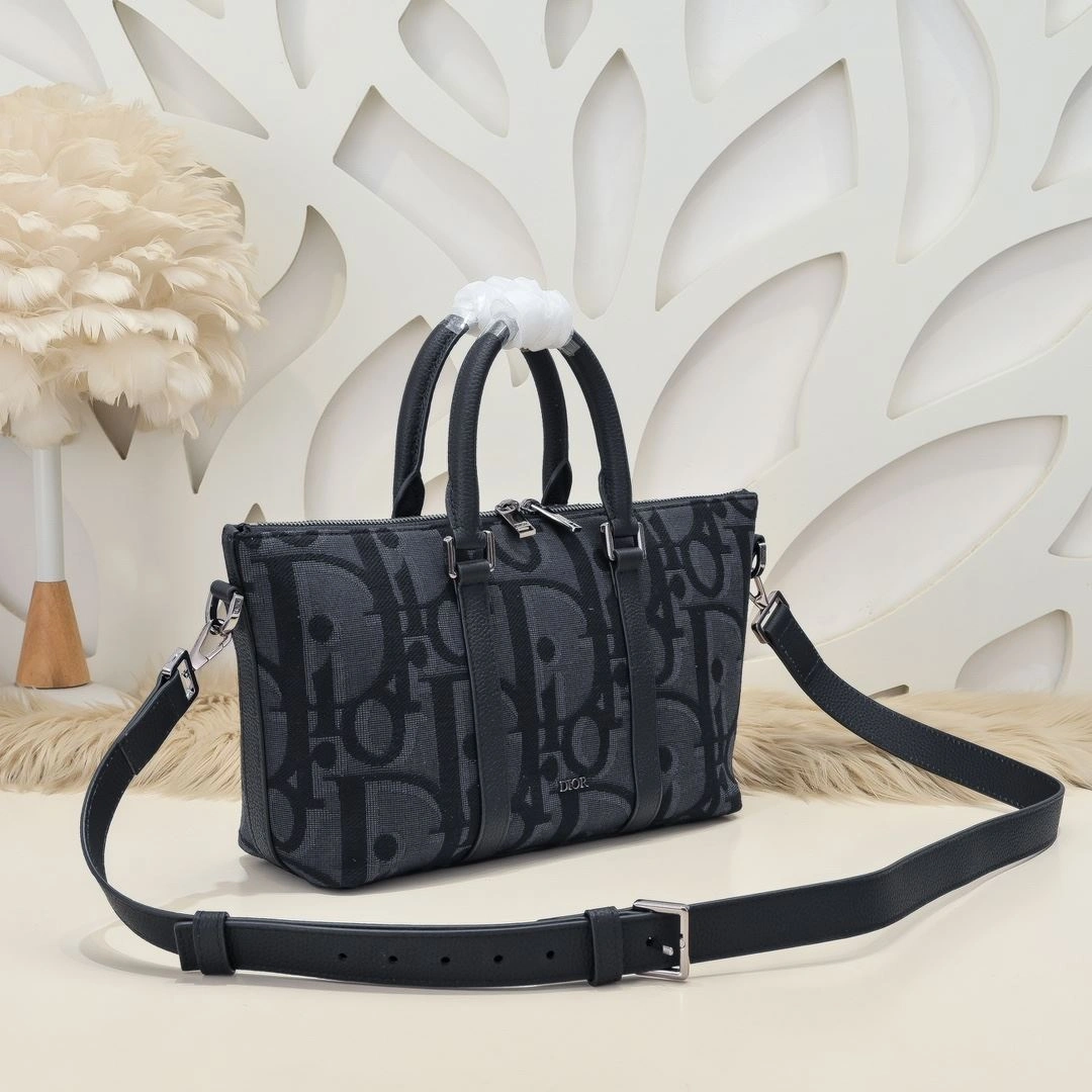 Cut-rate Christian Dior Shopping Bags