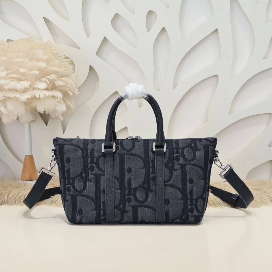 Cut-rate Christian Dior Shopping Bags