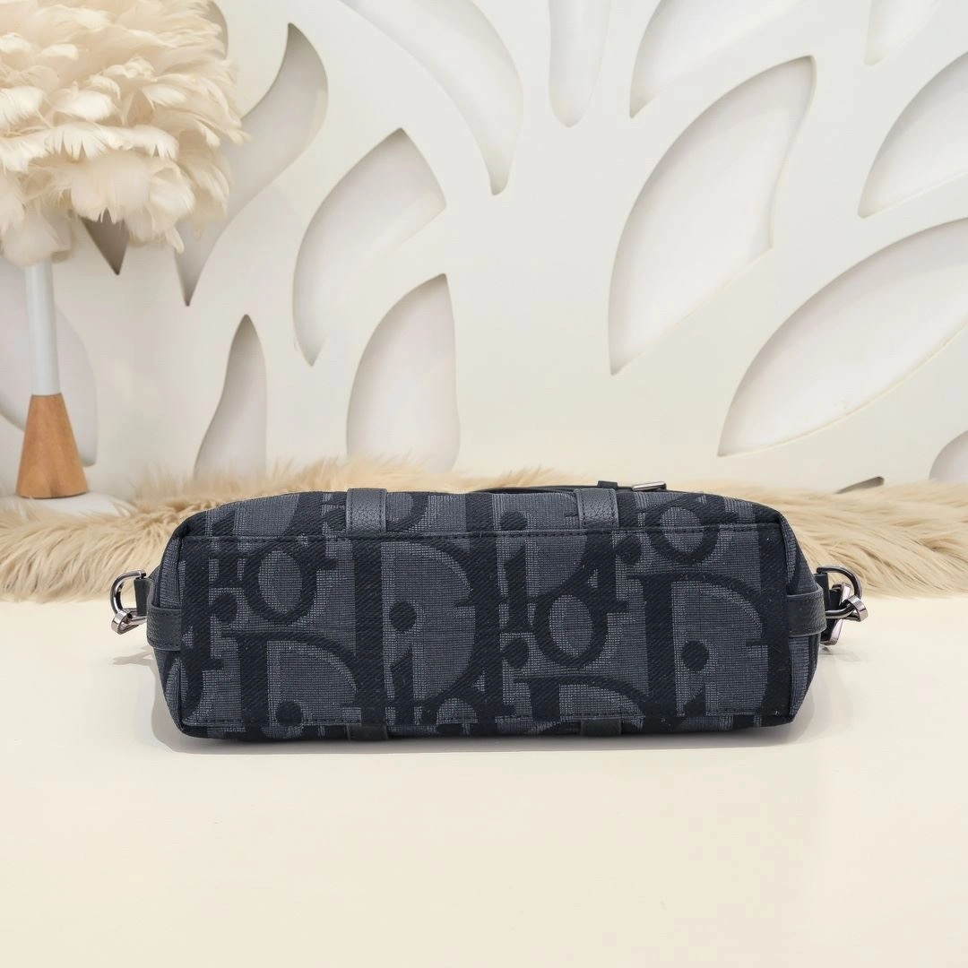 Cut-rate Christian Dior Shopping Bags