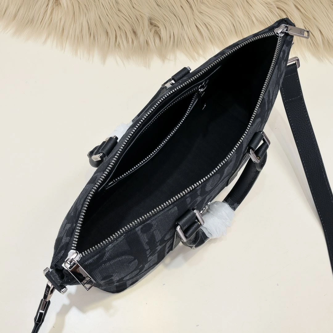 Cut-rate Christian Dior Shopping Bags