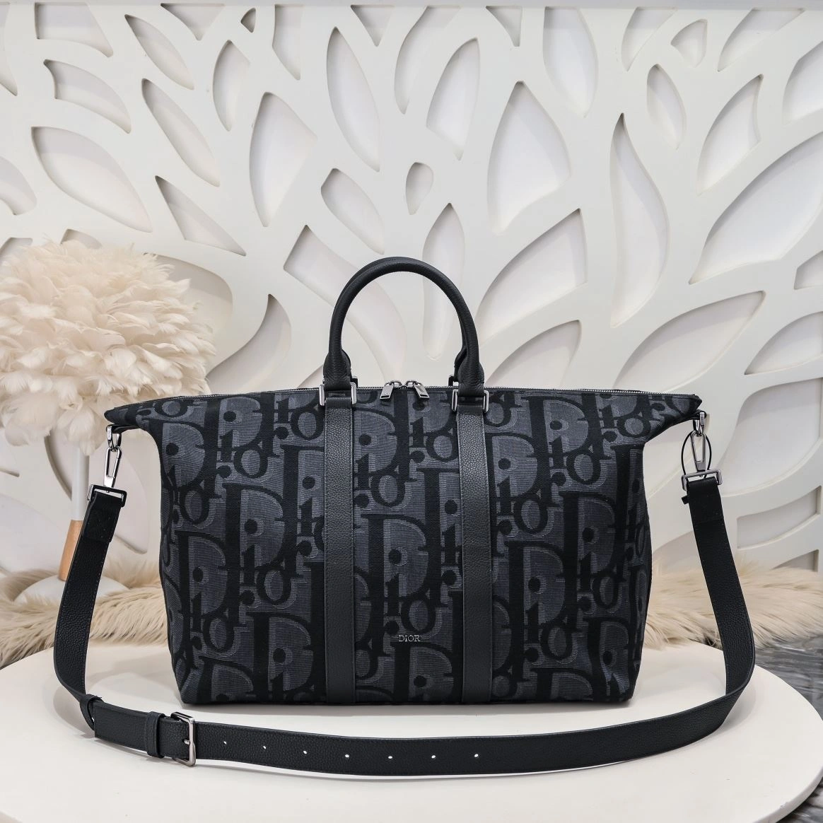 Christian Dior Shopping Bags