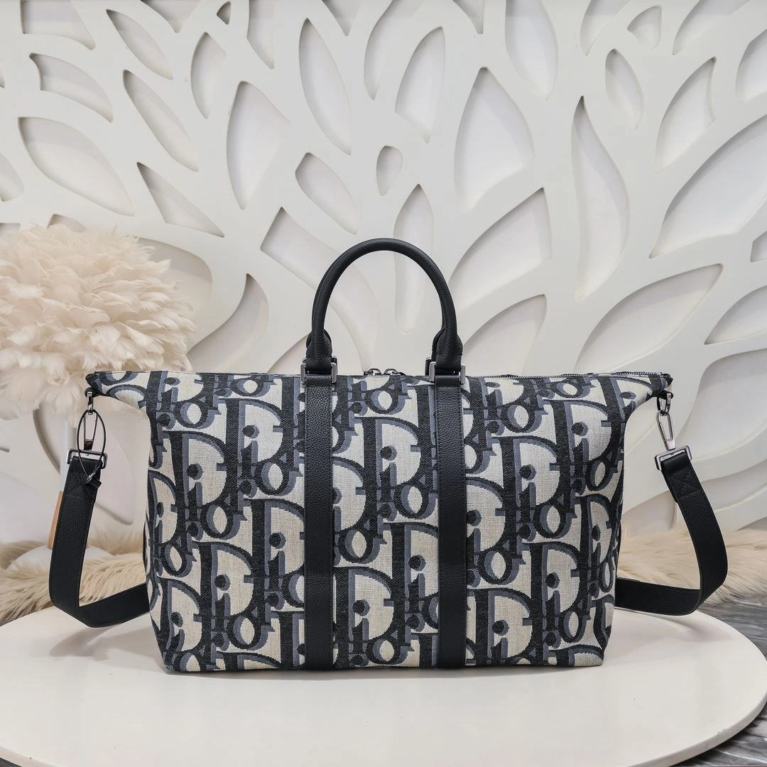 Inexpensive Christian Dior Shopping Bags