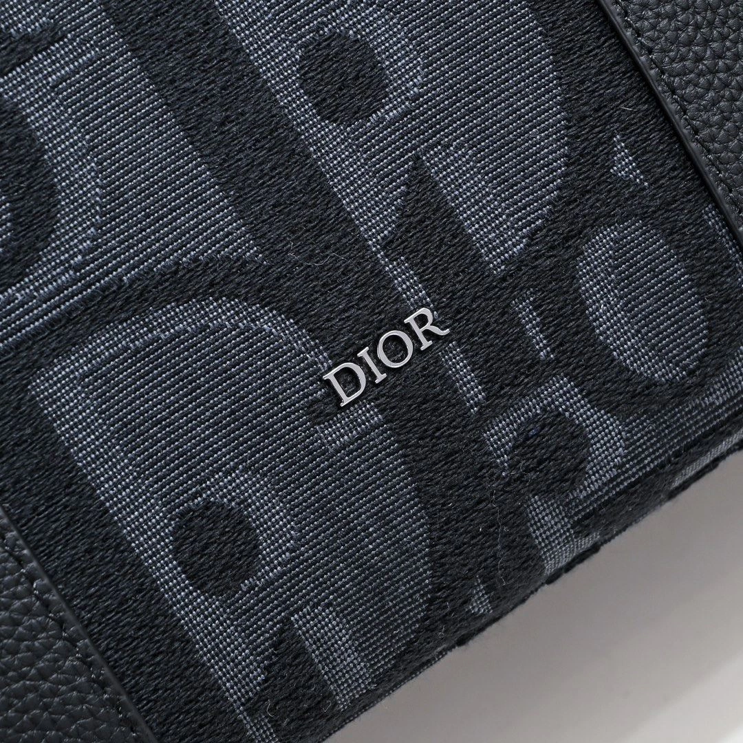Inexpensive Christian Dior Shopping Bags