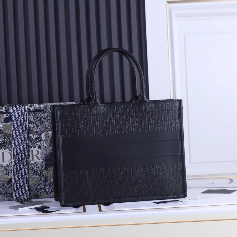 Reasonably priced Christian Dior Shopping Bags