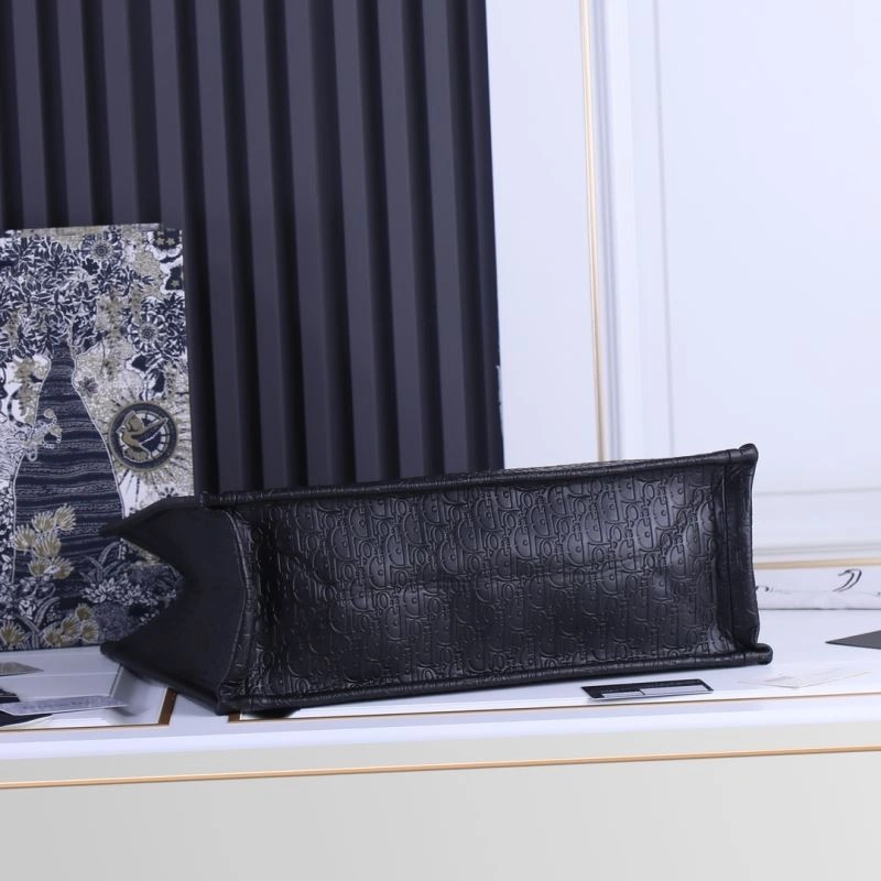 Reasonably priced Christian Dior Shopping Bags