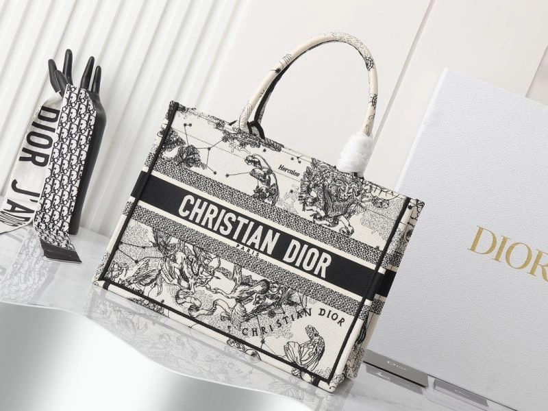 Christian Dior Shopping Bags