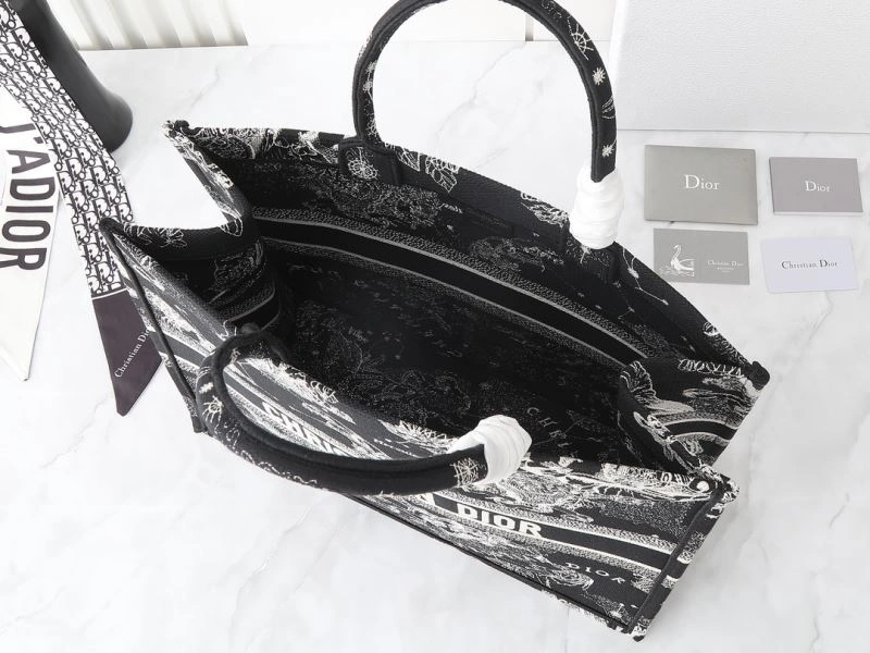 Value-priced Christian Dior Shopping Bags