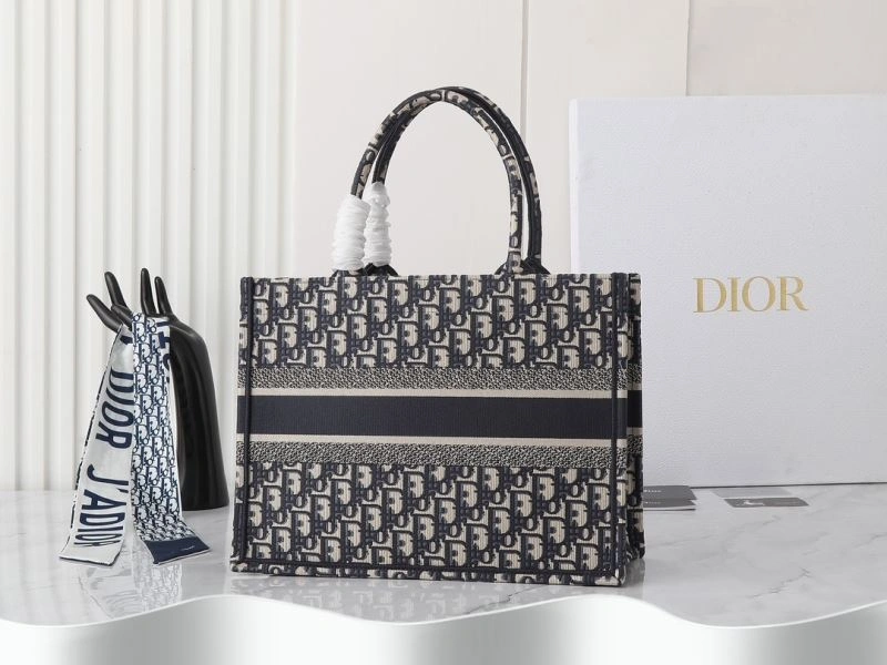 Economical Christian Dior Shopping Bags