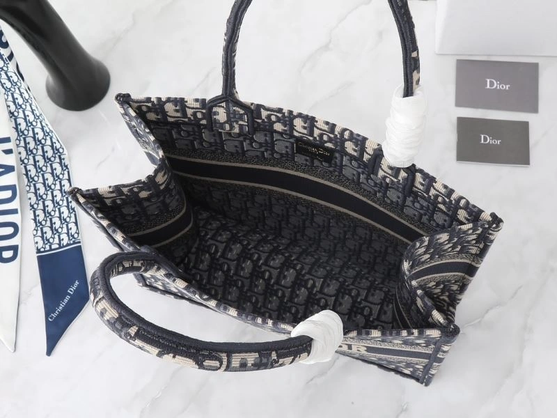 Economical Christian Dior Shopping Bags
