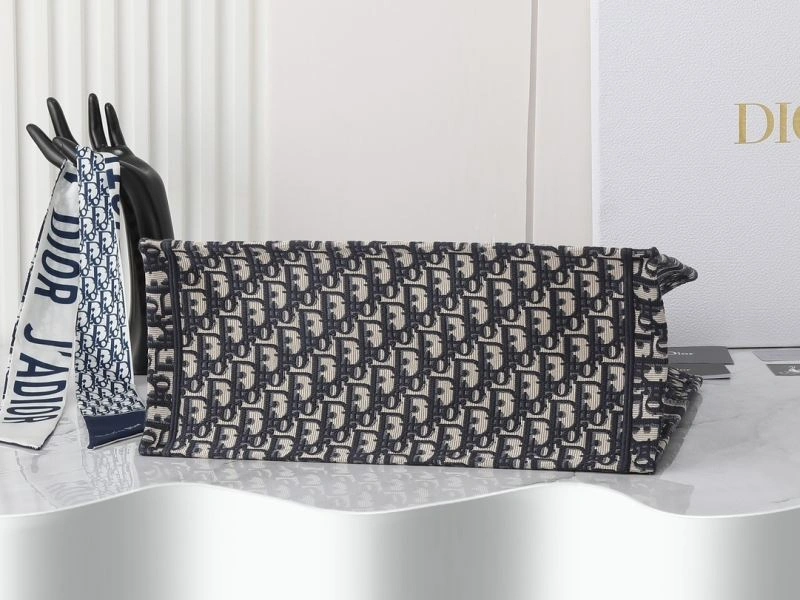 Economical Christian Dior Shopping Bags