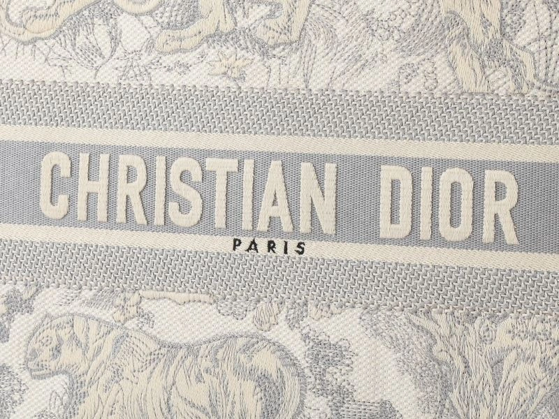 Top match Christian Dior Shopping Bags