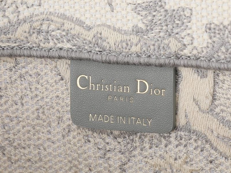 Top match Christian Dior Shopping Bags