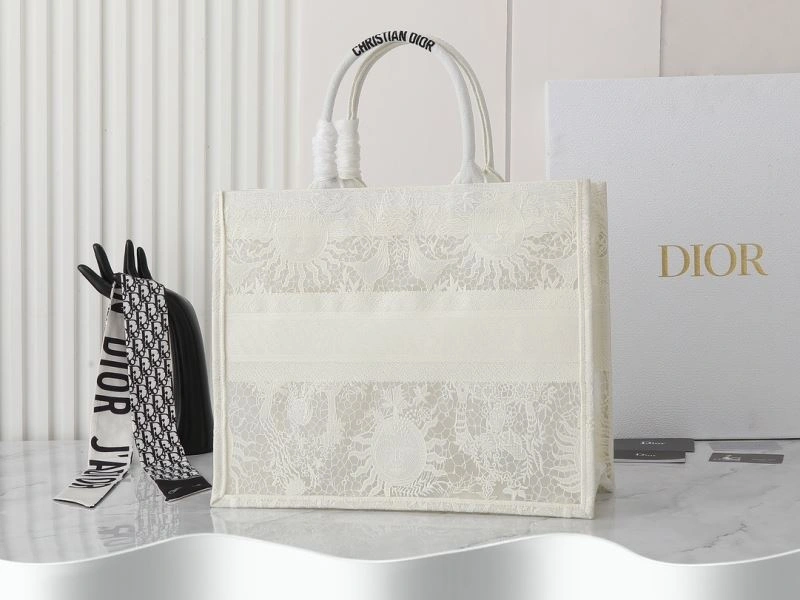 Legit Christian Dior Shopping Bags