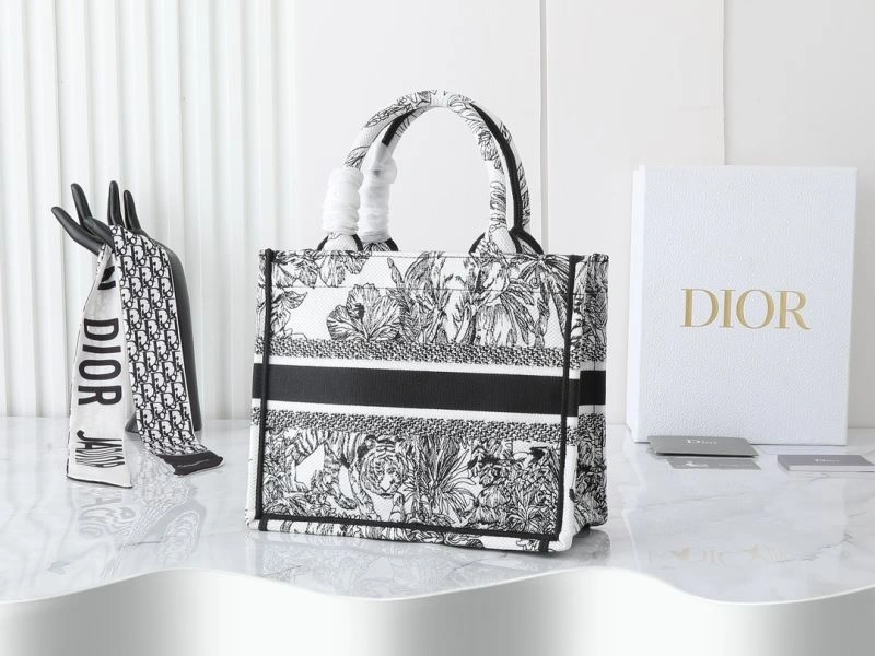 Bargain Christian Dior Shopping Bags