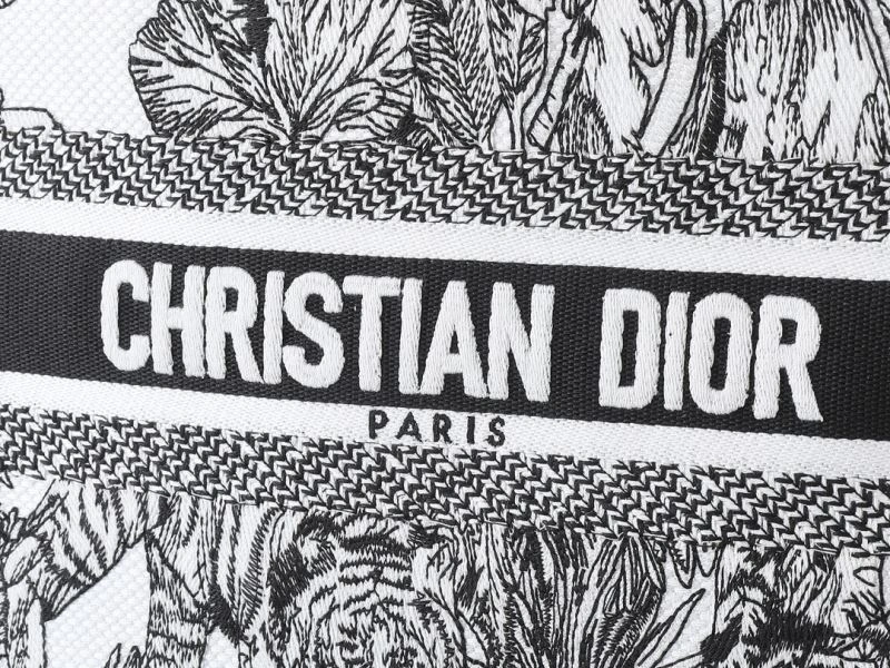 Bargain Christian Dior Shopping Bags