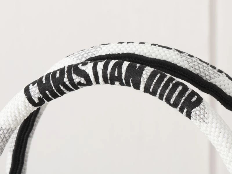 Discounted Christian Dior Shopping Bags