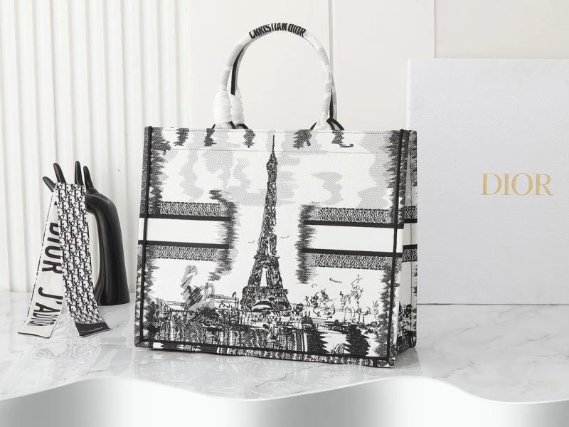 Top mirror Christian Dior Shopping Bags
