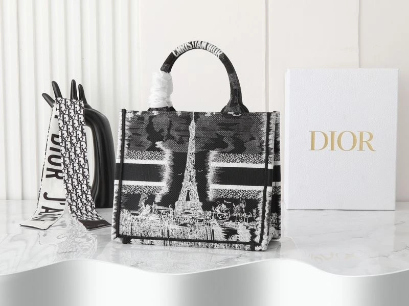 Exact replica Christian Dior Shopping Bags