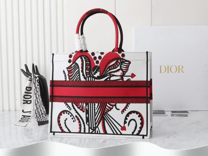 Reasonably priced Christian Dior Shopping Bags