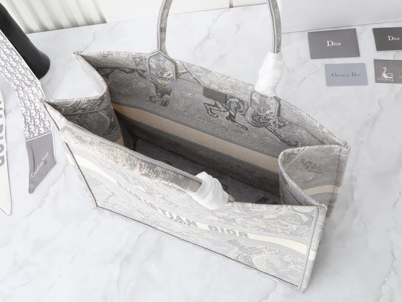 Official Christian Dior Shopping Bags