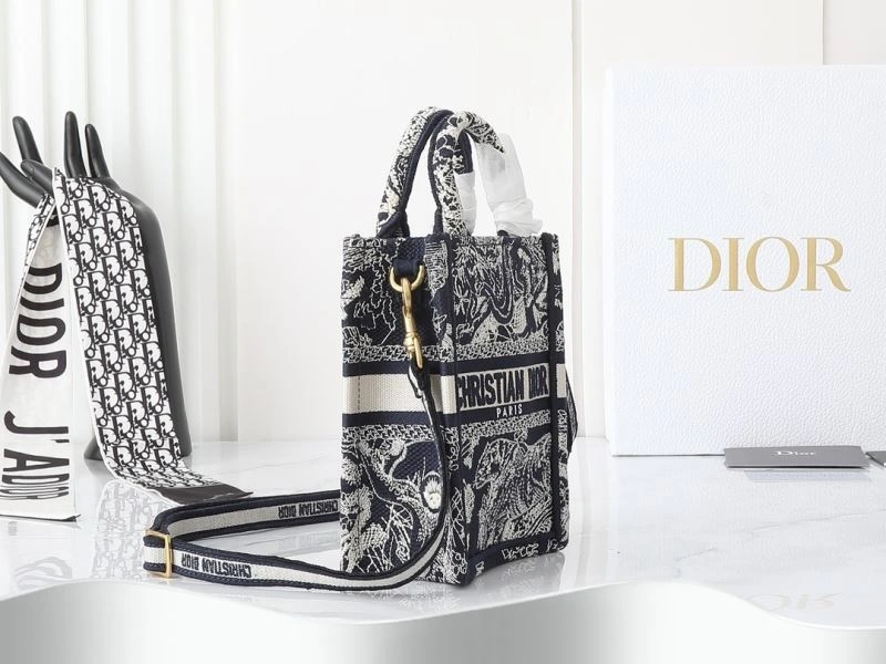 Legit Christian Dior Shopping Bags