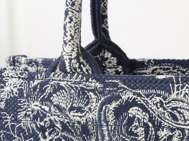 Value-priced Christian Dior Shopping Bags