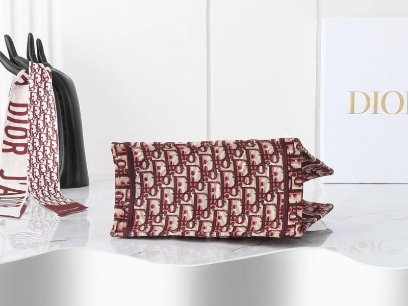 Cut-rate Christian Dior Shopping Bags