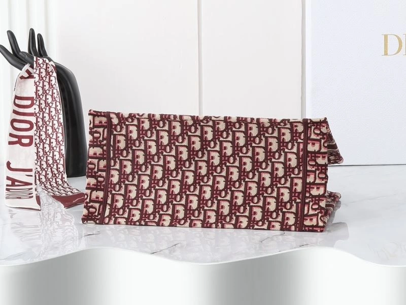 Inexpensive Christian Dior Shopping Bags