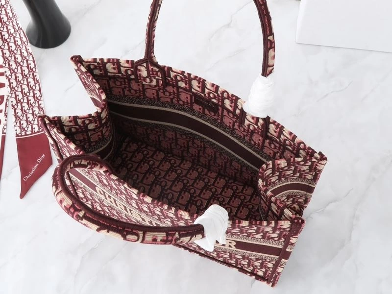 Inexpensive Christian Dior Shopping Bags