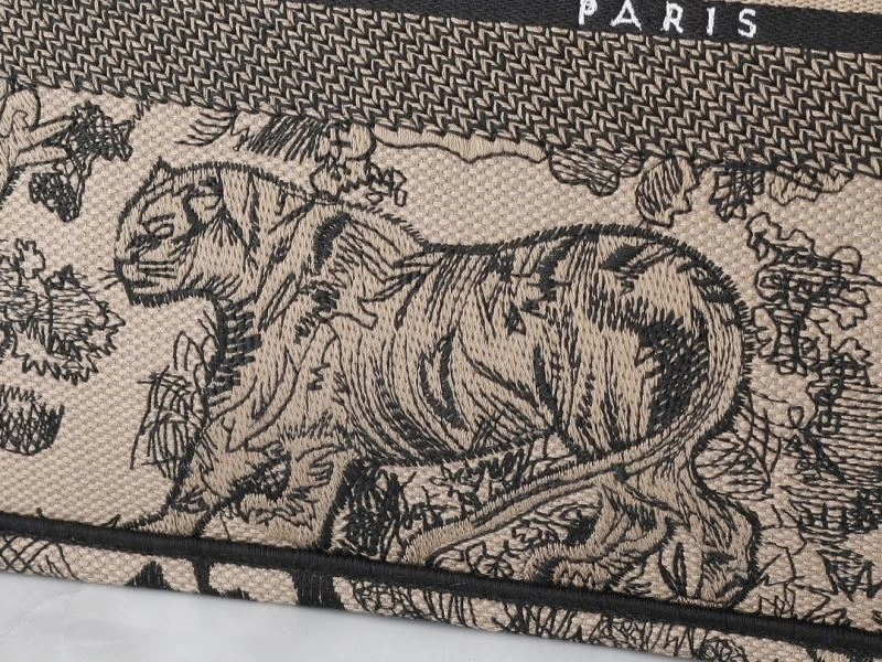 Inexpensive Christian Dior Shopping Bags