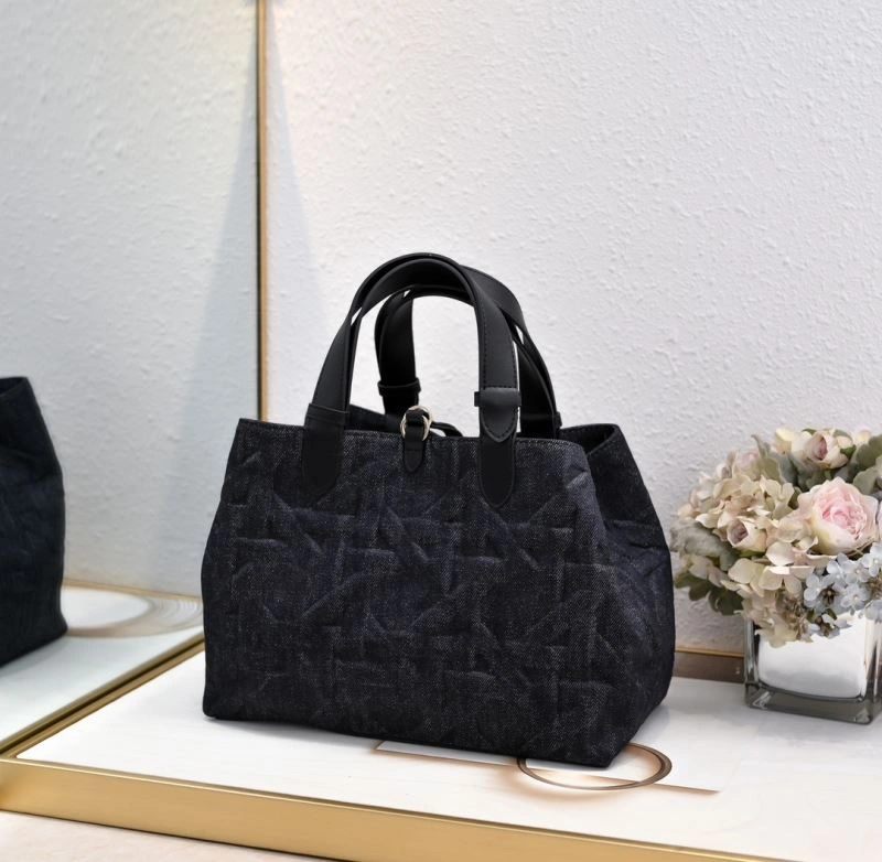 Low-cost Christian Dior Shopping Bags