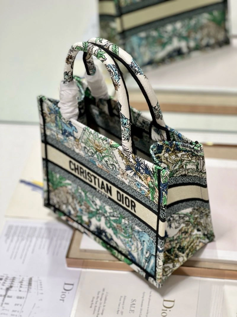 Inexpensive Christian Dior Shopping Bags