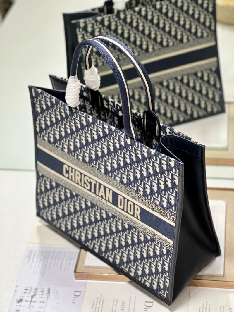 Low-cost Christian Dior Shopping Bags
