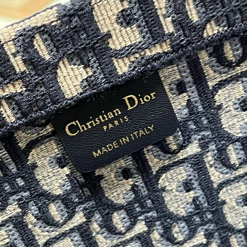 Low-cost Christian Dior Shopping Bags