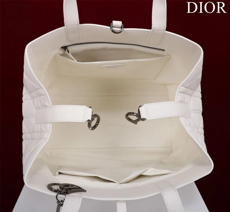 Legit Christian Dior Shopping Bags