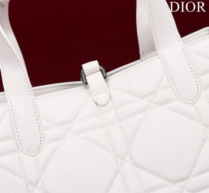 Legit Christian Dior Shopping Bags