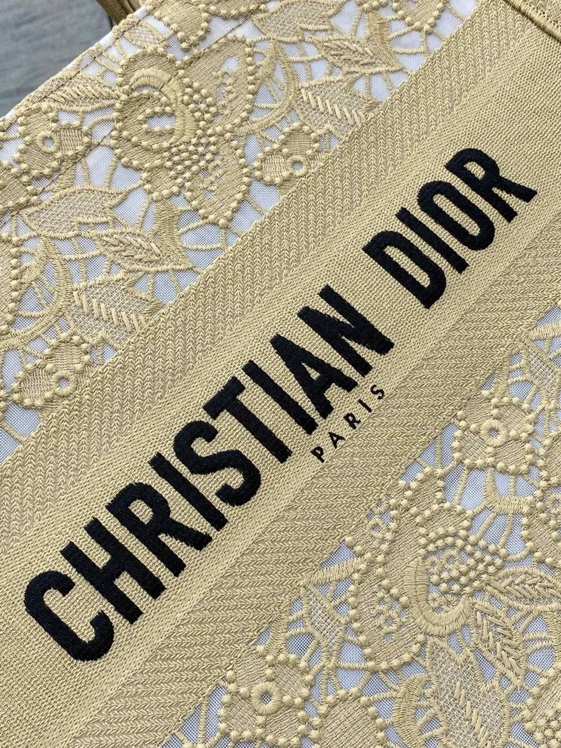 Reasonably priced Christian Dior Shopping Bags