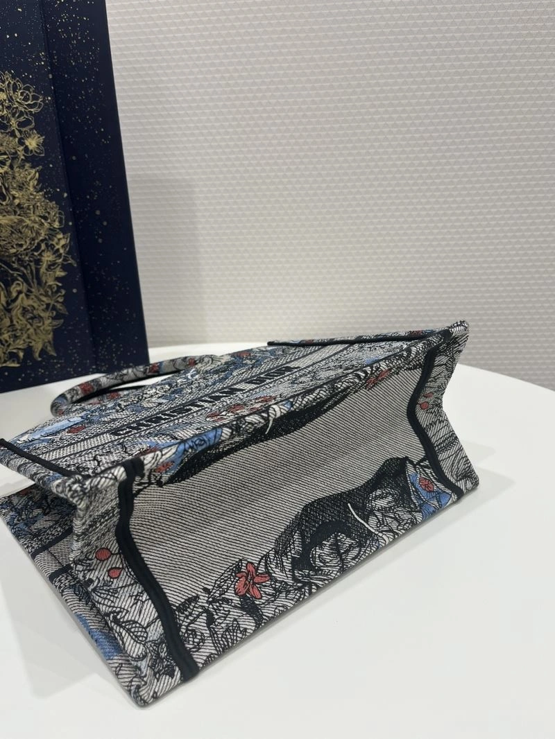 Indistinguishable Christian Dior Shopping Bags
