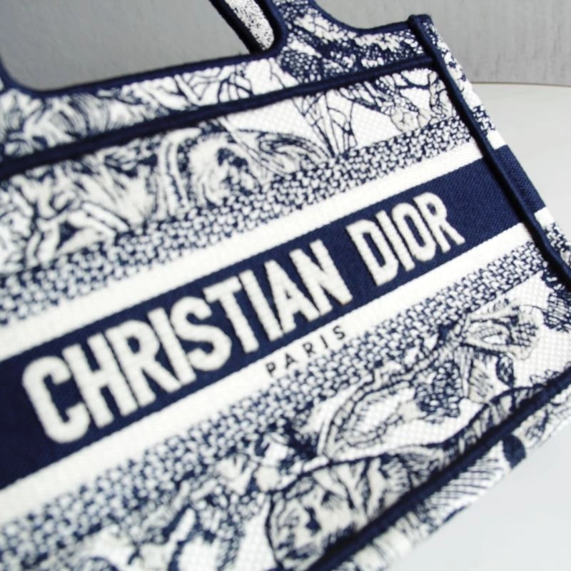 Economical Christian Dior Shopping Bags