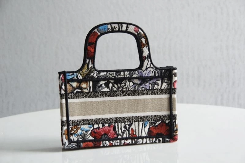 Value-priced Christian Dior Shopping Bags