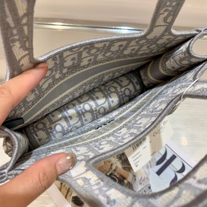 Economical Christian Dior Shopping Bags