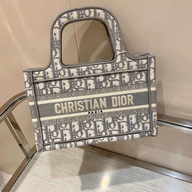 Economical Christian Dior Shopping Bags