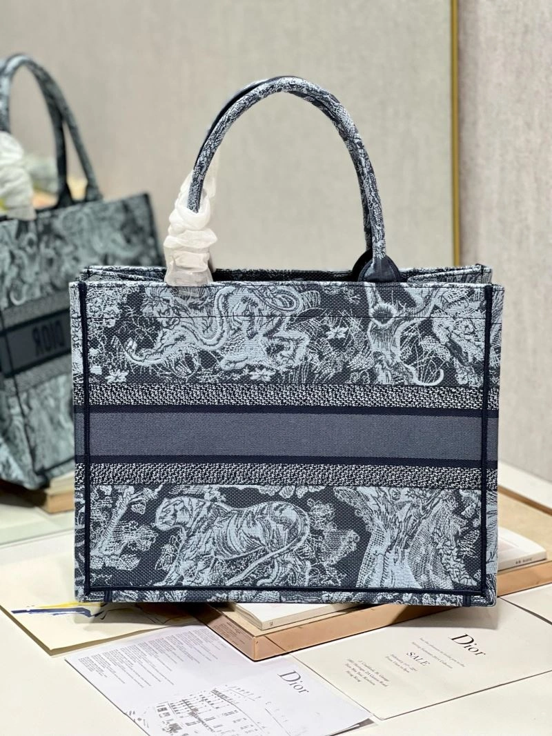 Low-cost Christian Dior Shopping Bags