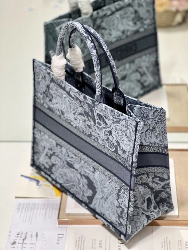 Top mirror Christian Dior Shopping Bags