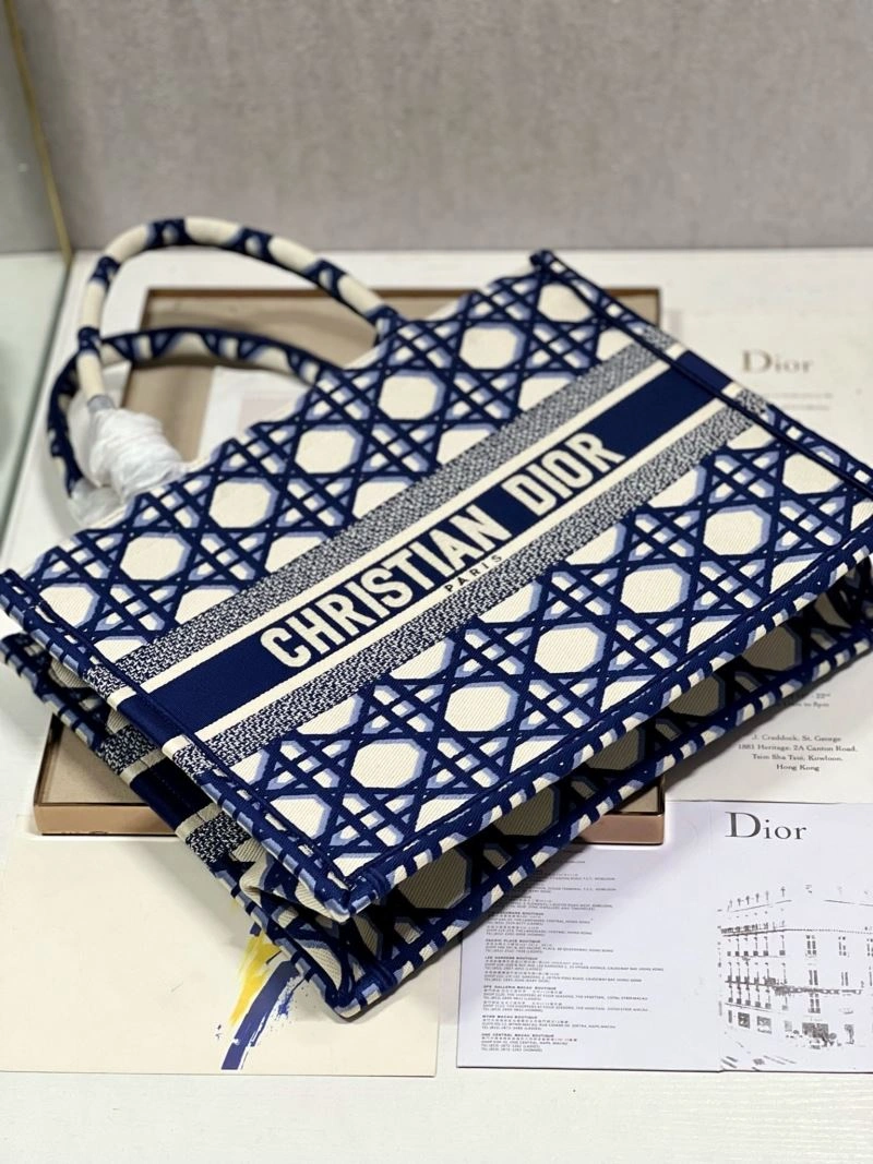 Inexpensive Christian Dior Shopping Bags