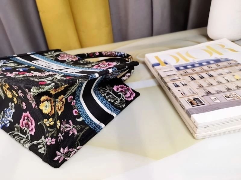 Legit Christian Dior Shopping Bags